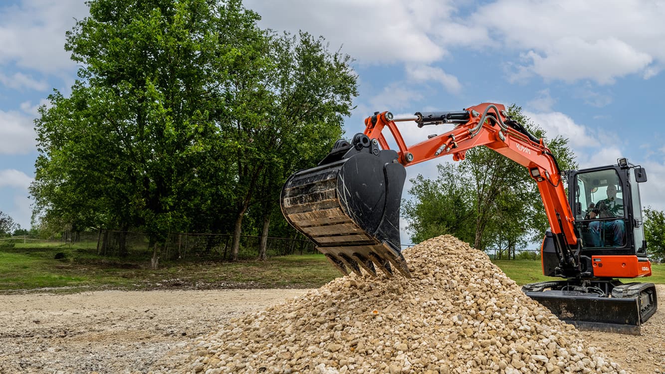 KX040-5 Series Mini-Excavators | Kubota Canada